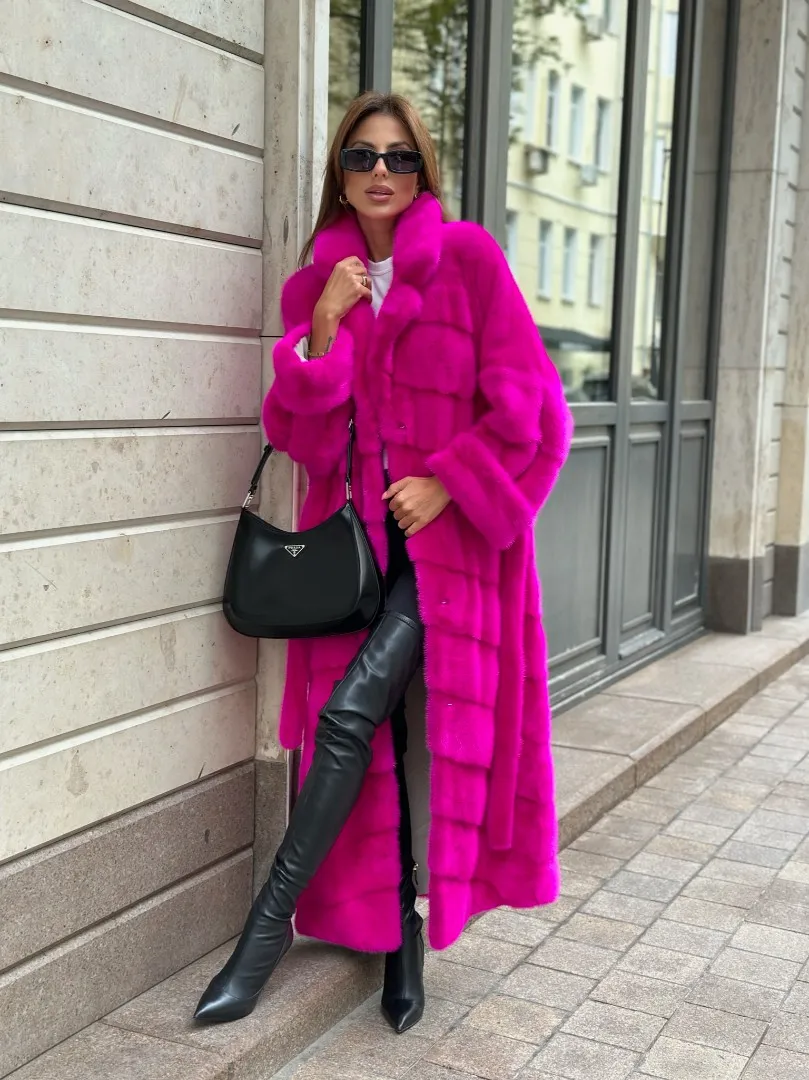 Розовая норковая шуба - купить в Москве, доставка и примерка | «Furs ...